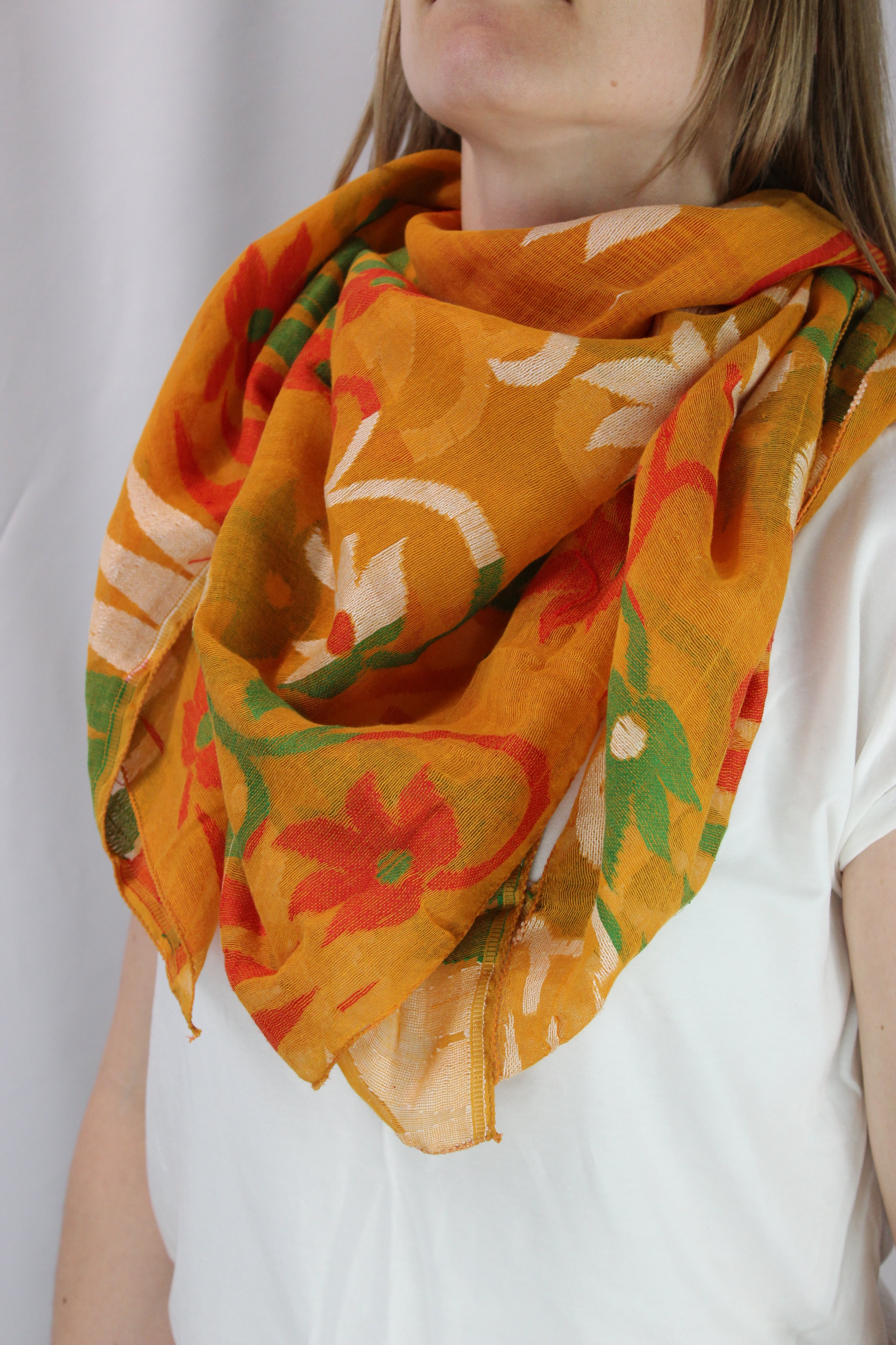 Riddhi Sari Scarf 100 x 100 cm – Narikind
